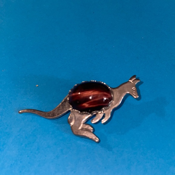 Jewelry | Kangaroo Pin | Poshmark